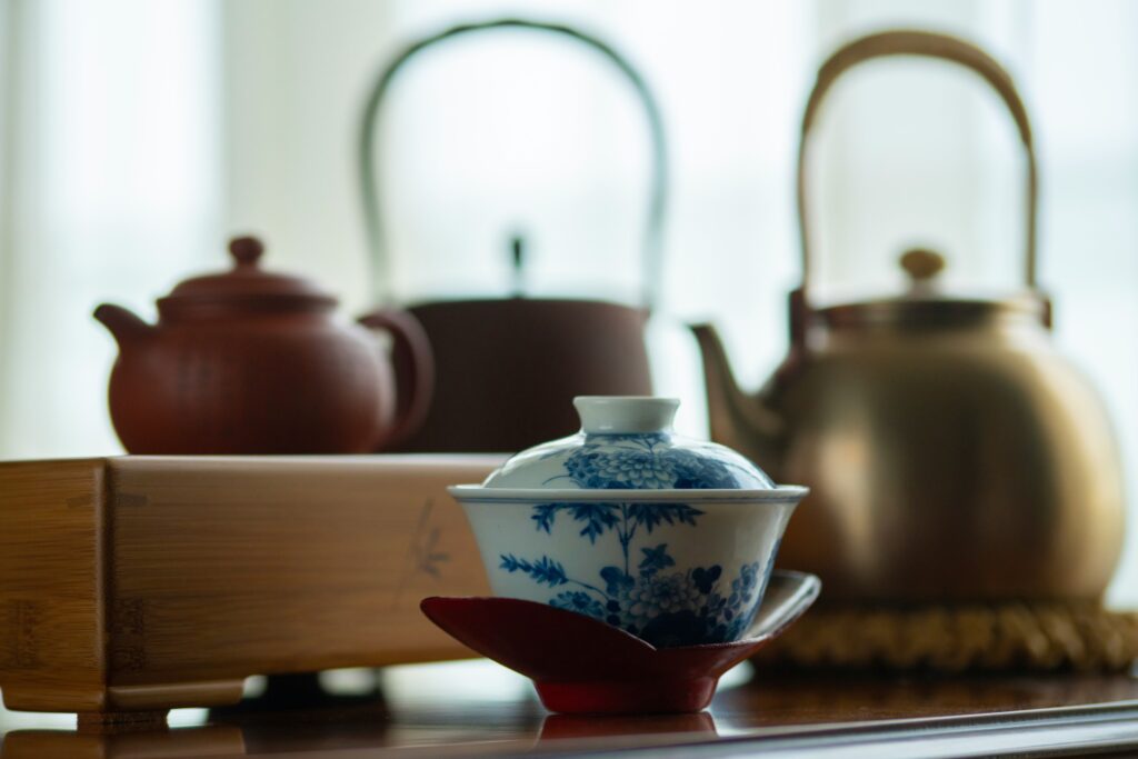 Chinese Cups Explained: Traditional Tea Cups & Their Uses